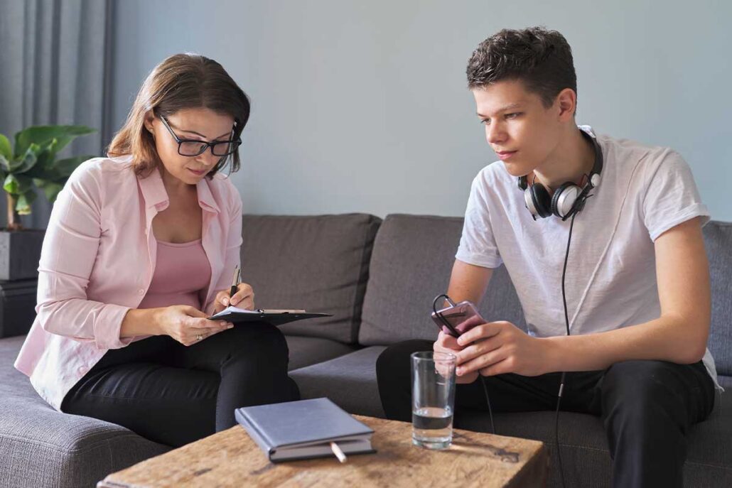 5 Benefits of a Teen Rehab Center for Addiction – Naaman Network